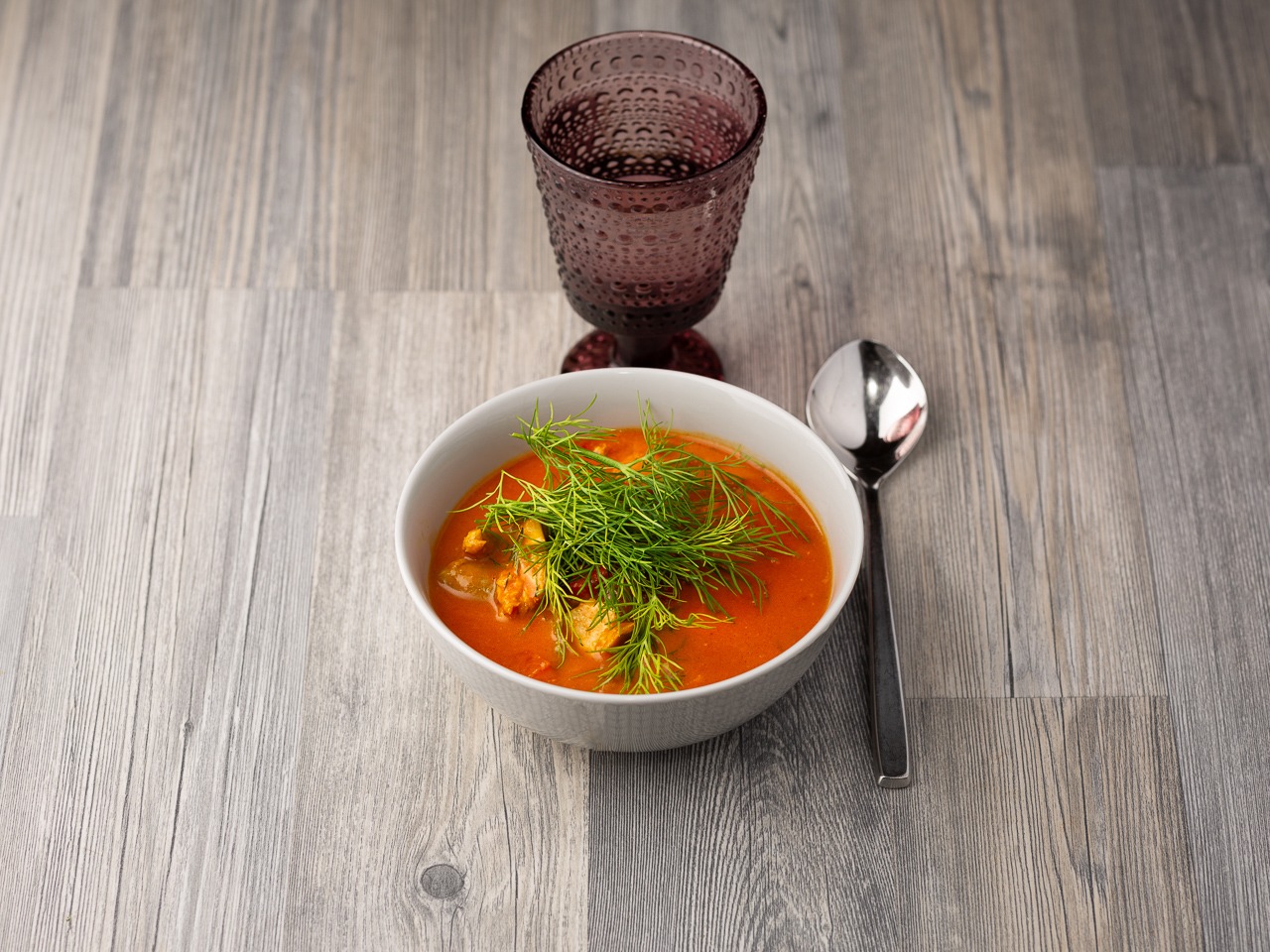 Fisksoppa paleo med tomat och saffran recept – Paleolitisk.se